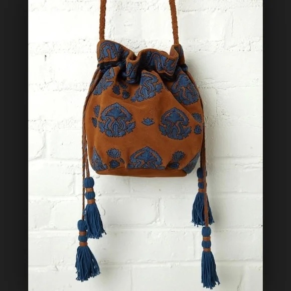 Free People | Bags | Embroidered Tan And Blue Drawstring Bag | Poshmark